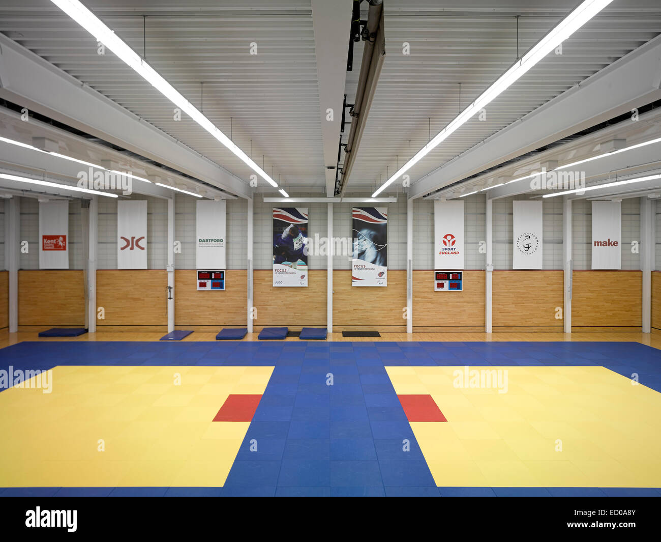 Dartford Judo Club Dojo, Dartford, United Kingdom. Architect: Make Ltd ...