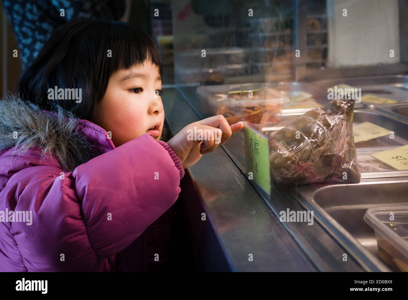 Girl wearing jacket hi-res stock photography and images - Alamy