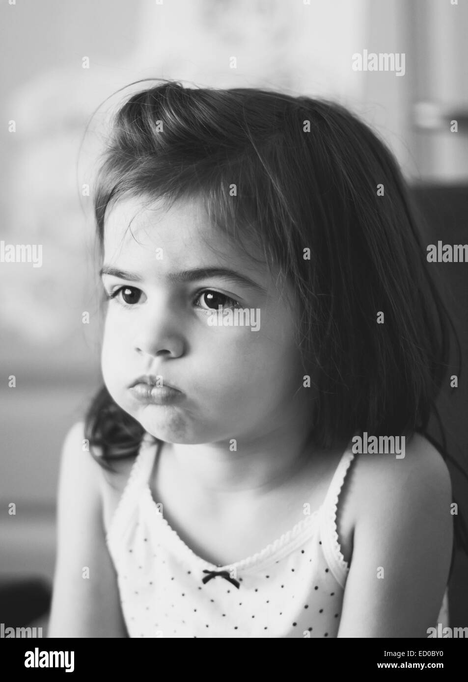 Portrait of little girl side view hi-res stock photography and images ...