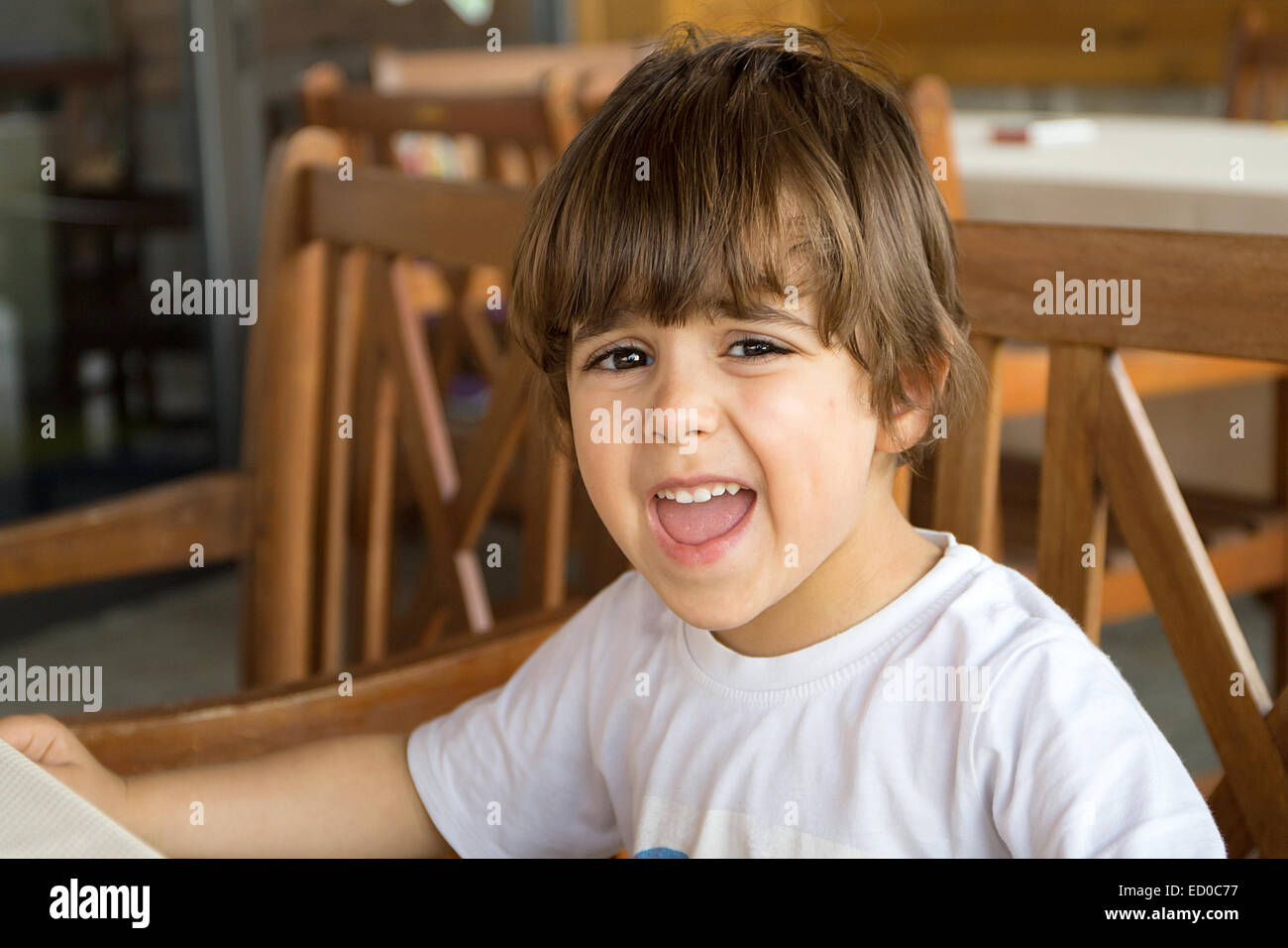 Close up face angry hi-res stock photography and images - Alamy