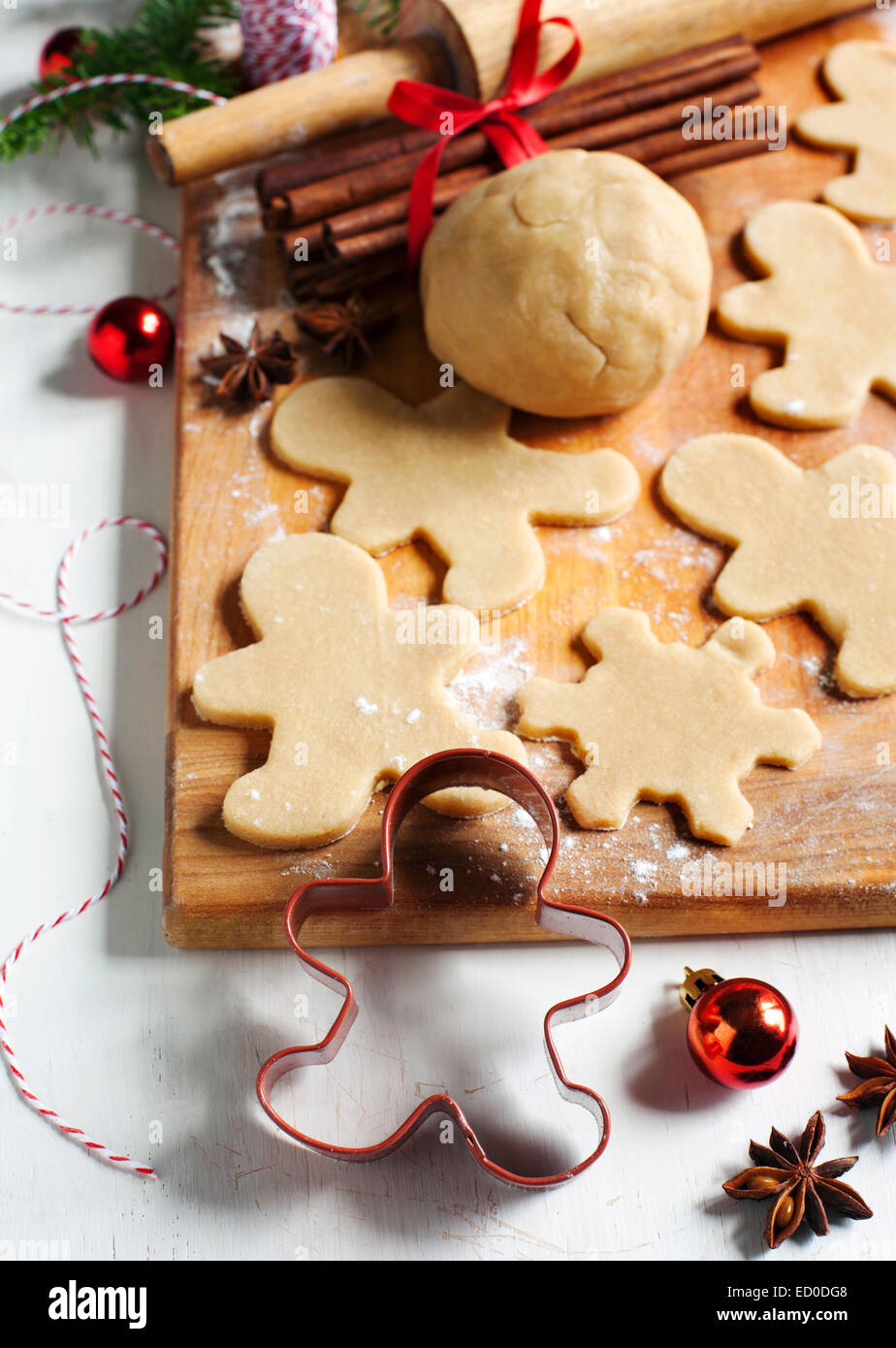 Preparation of gingerbread cookies Stock Photo - Alamy