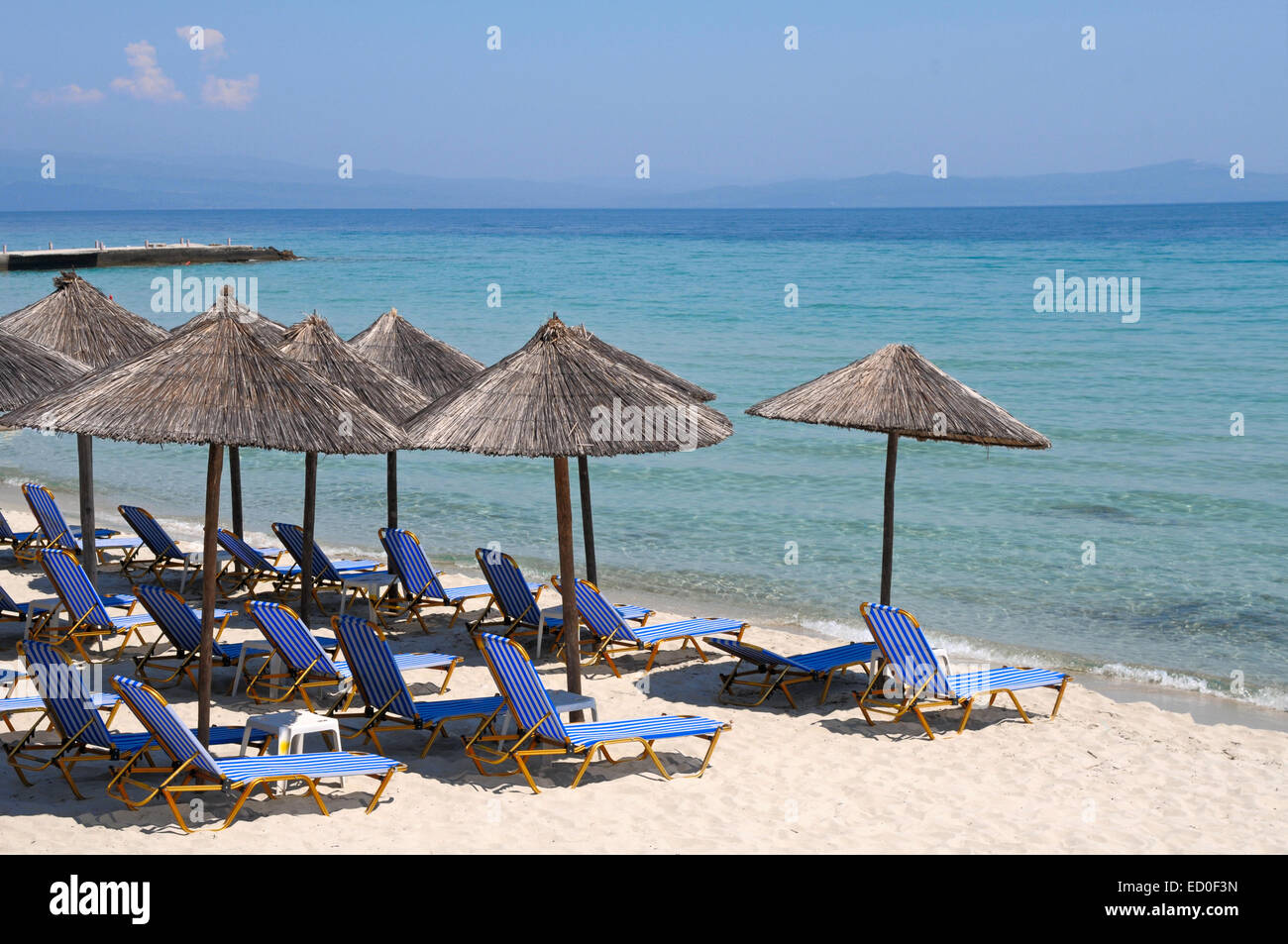 Beach facilities hi-res stock photography and images - Alamy