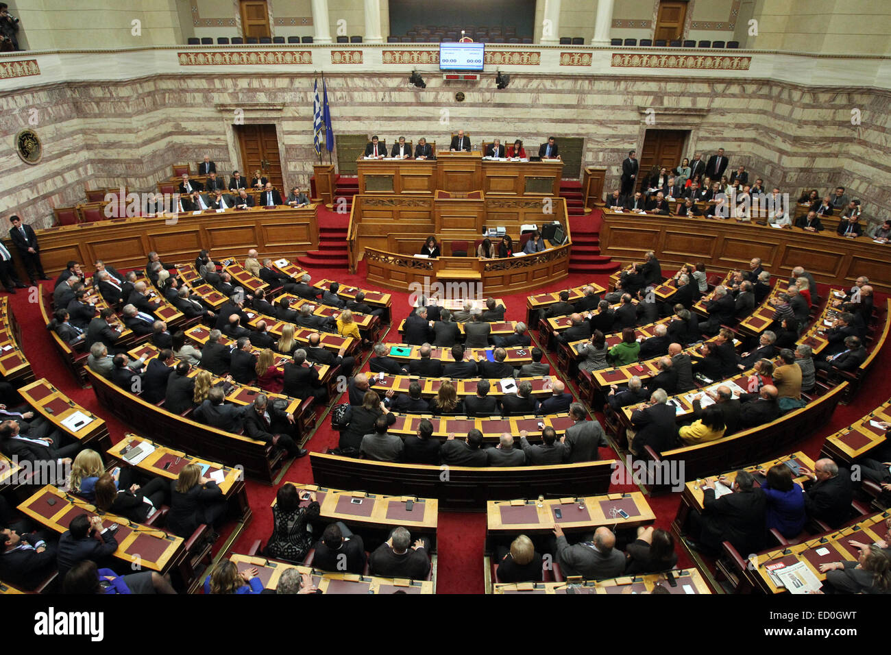 Final round voting hi-res stock photography and images - Alamy