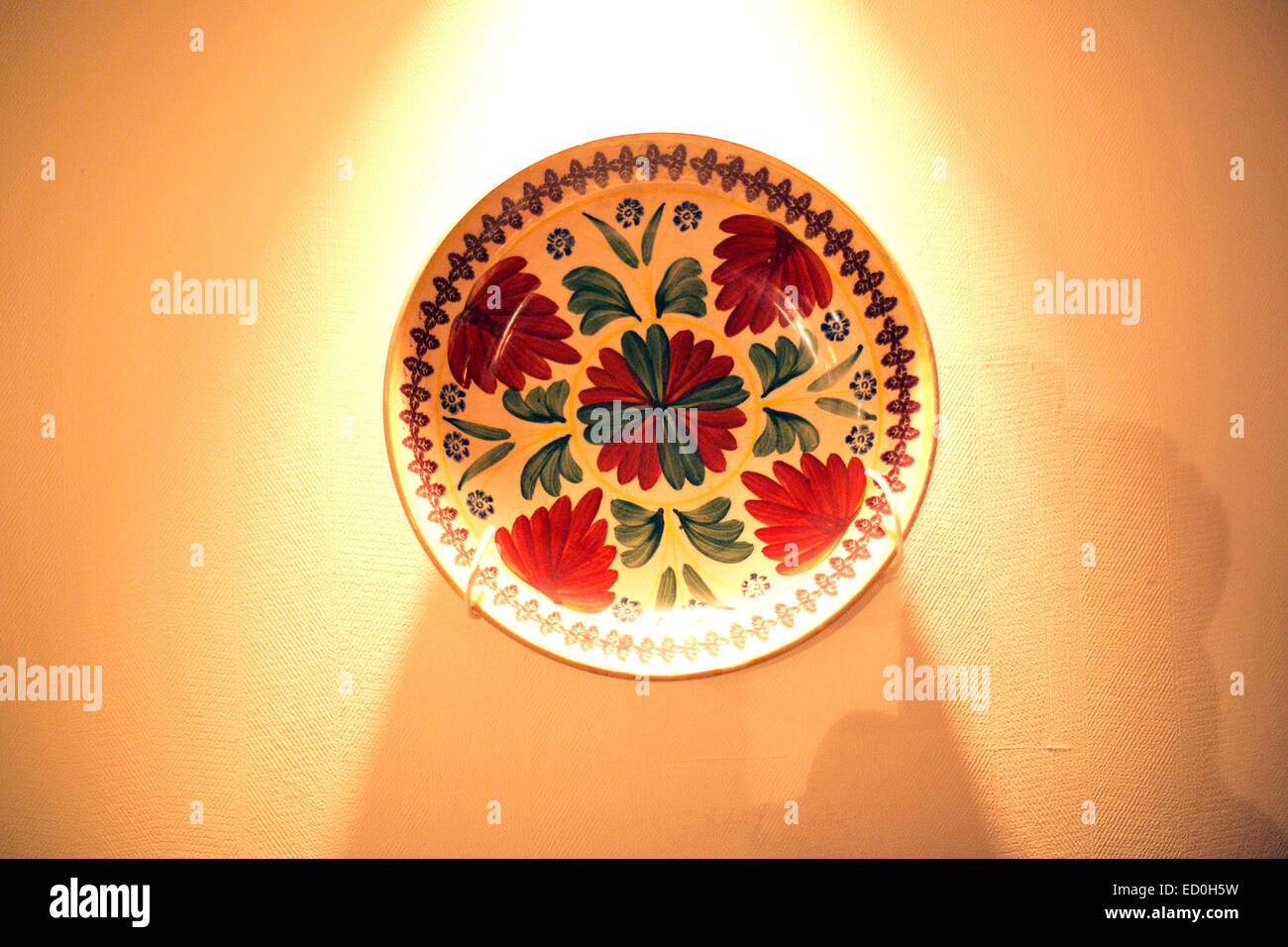 White showpiece hi-res stock photography and images - Alamy