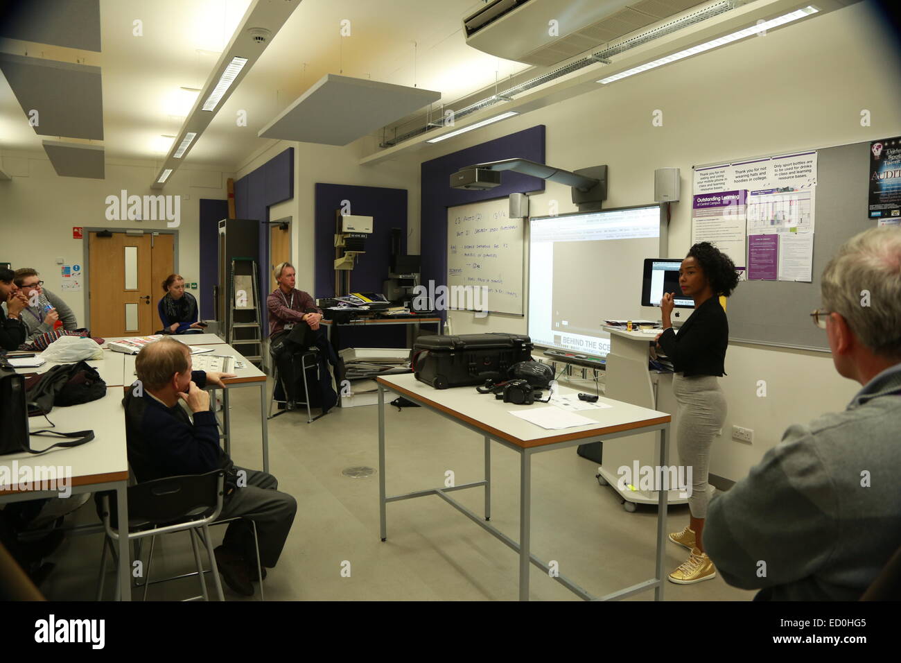 College lecturer hi-res stock photography and images - Alamy