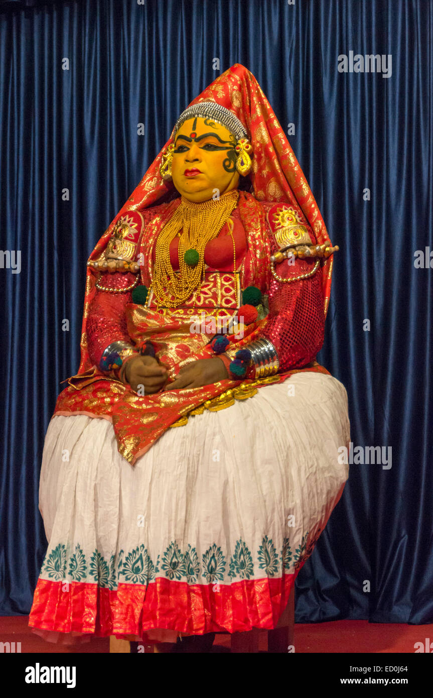 Kerala, India - Thekkady. Hindu Kathakali mime-dance performance Stock ...