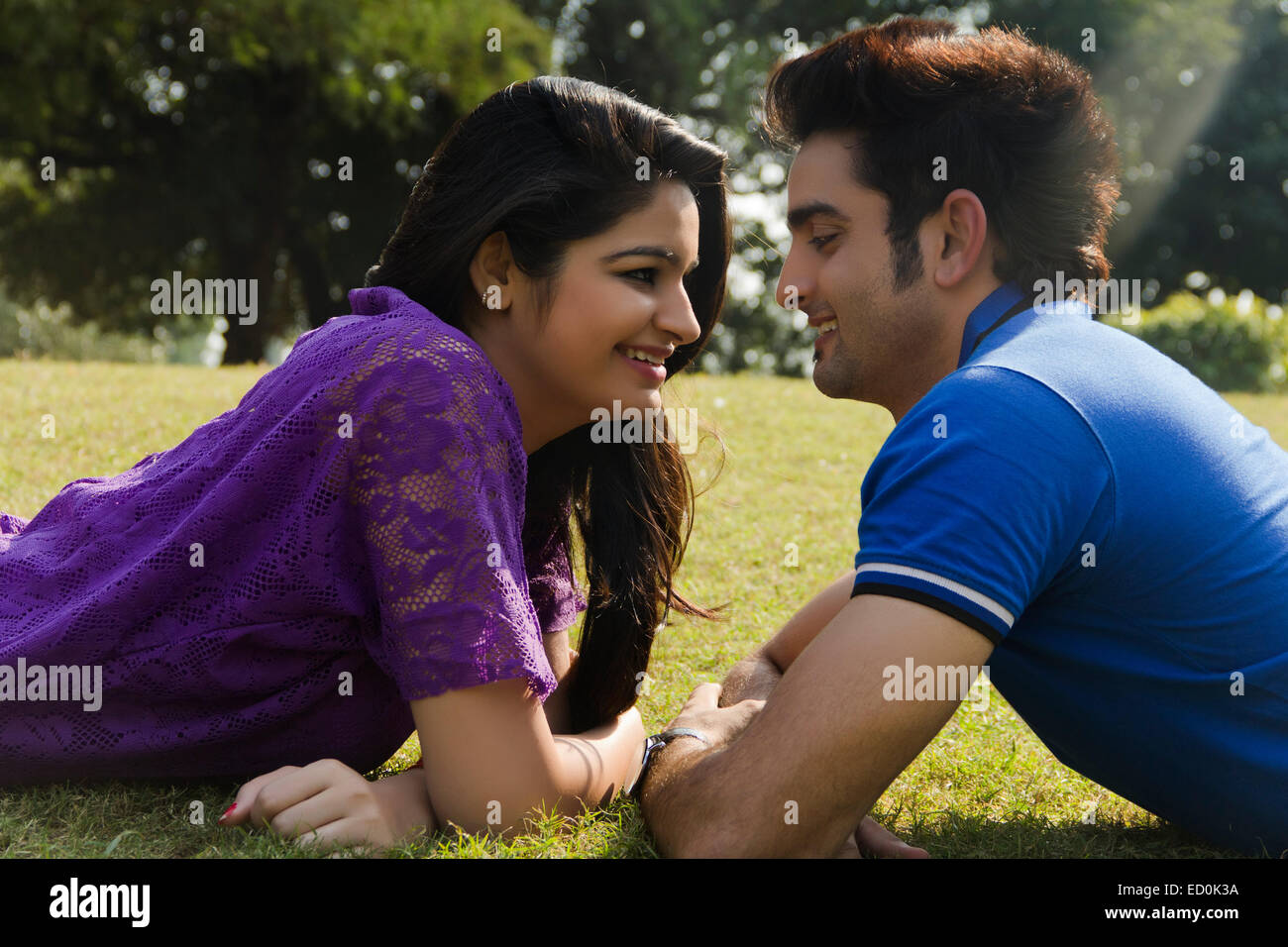 2 indian couple park romance Stock Photo - Alamy