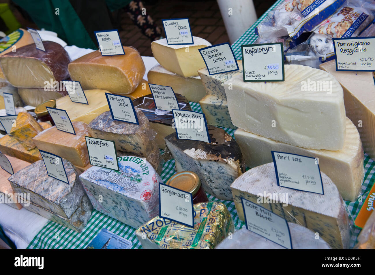 Stallholder during hi-res stock photography and images - Alamy