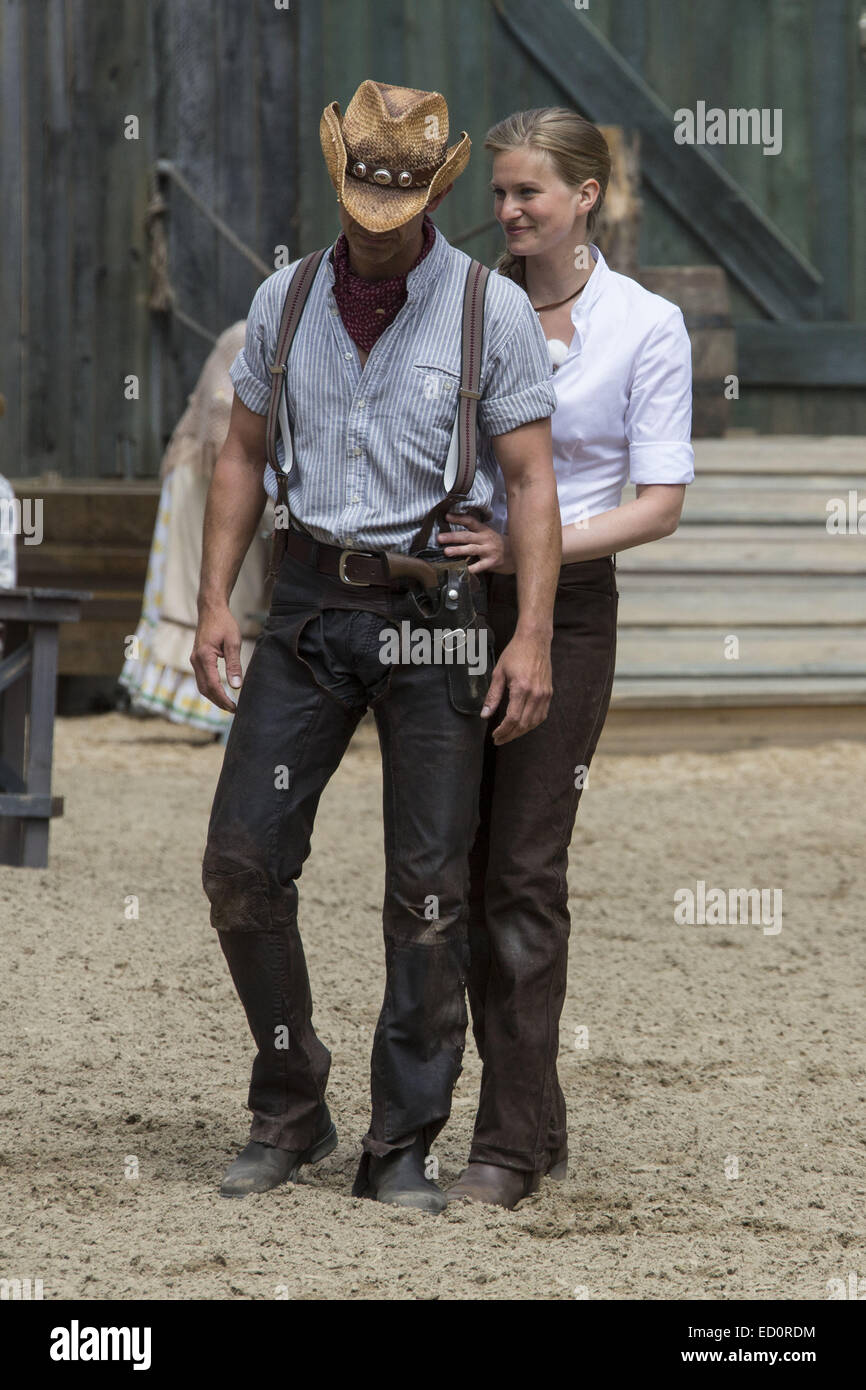 Preview of the new play Unter Geiern – Der Geist des Llano Estacado“ at ...