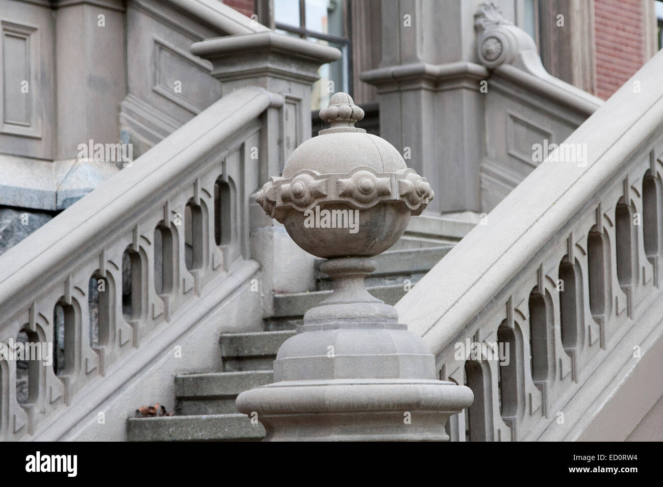 Entrance to South Hall on the UC Berkeley campus Stock Photo - Alamy