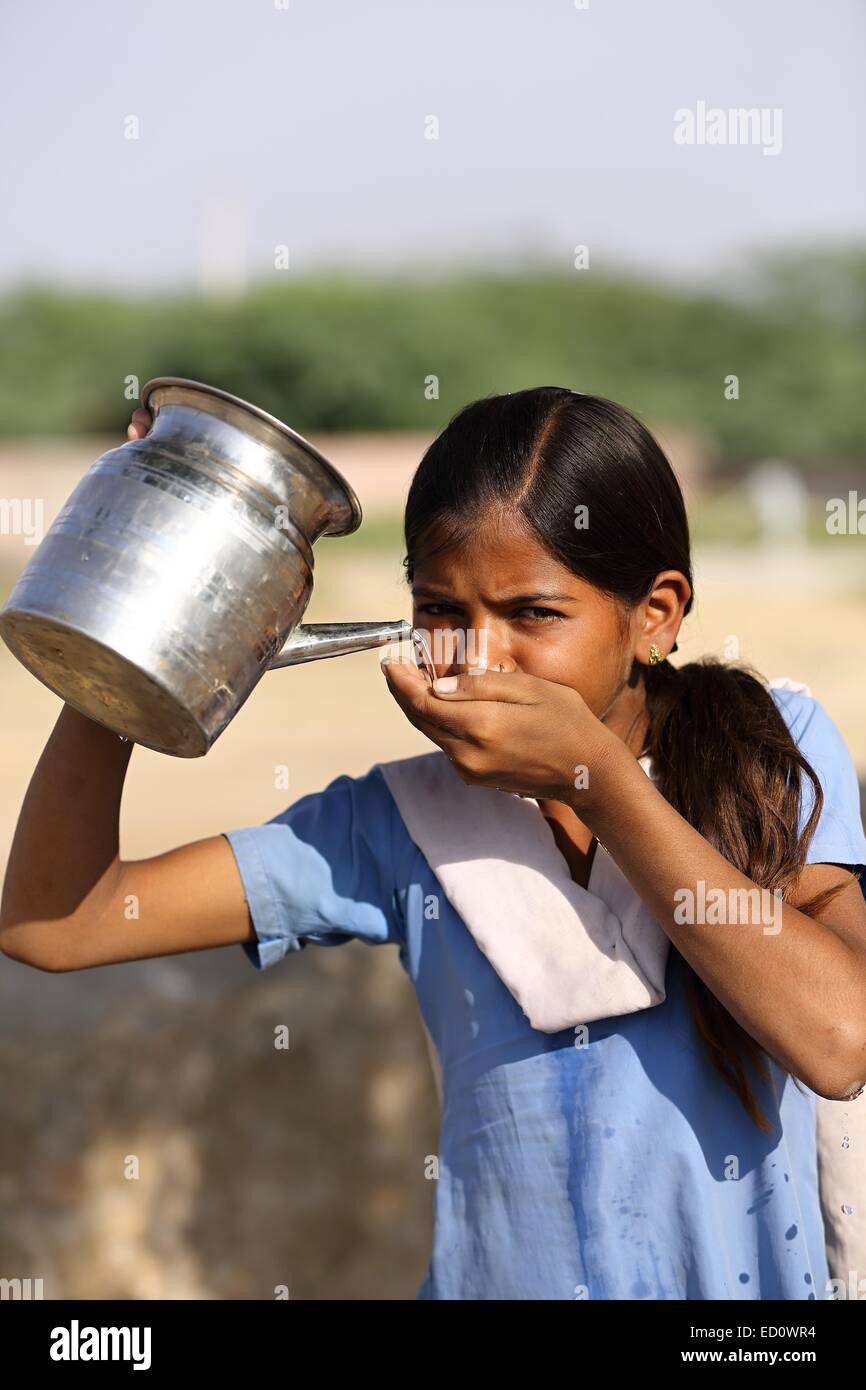 Girl drinking water hi-res stock photography and images - Alamy