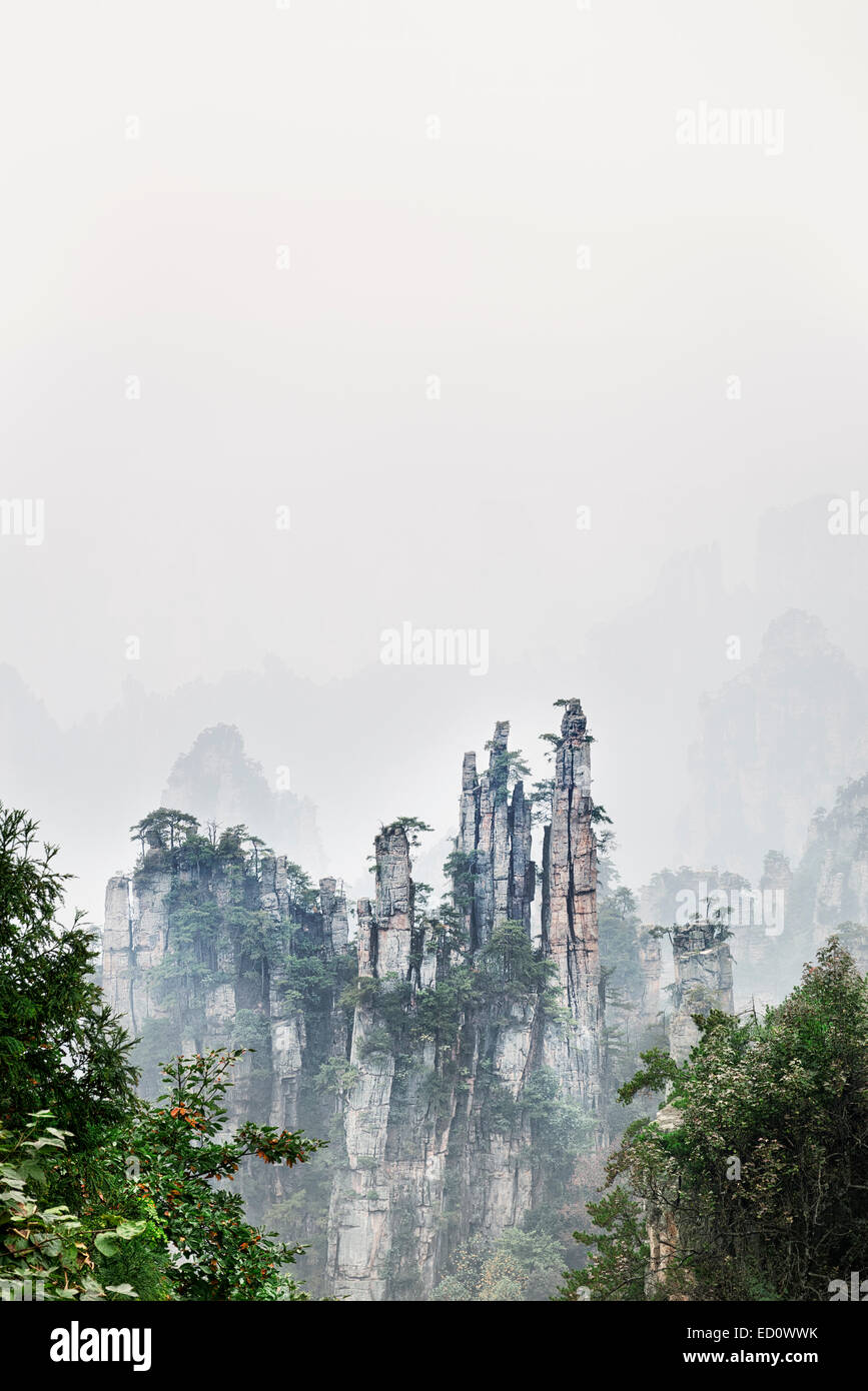 Avatar mountains fog hi-res stock photography and images - Alamy