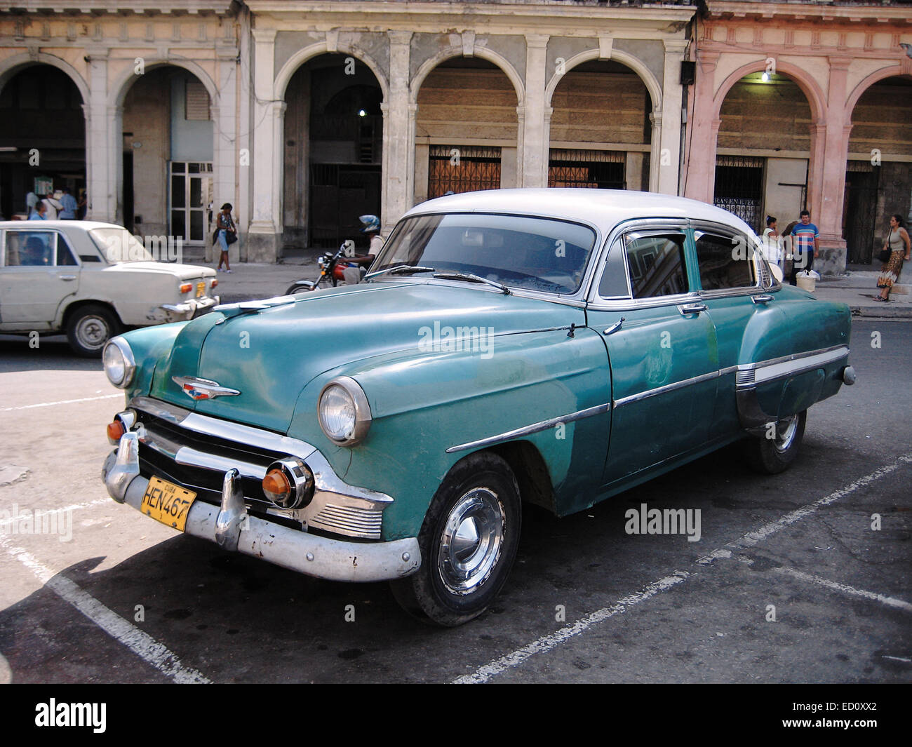 An old Chevrolet in the streets of central Havana, Cuba Stock Photo - Alamy