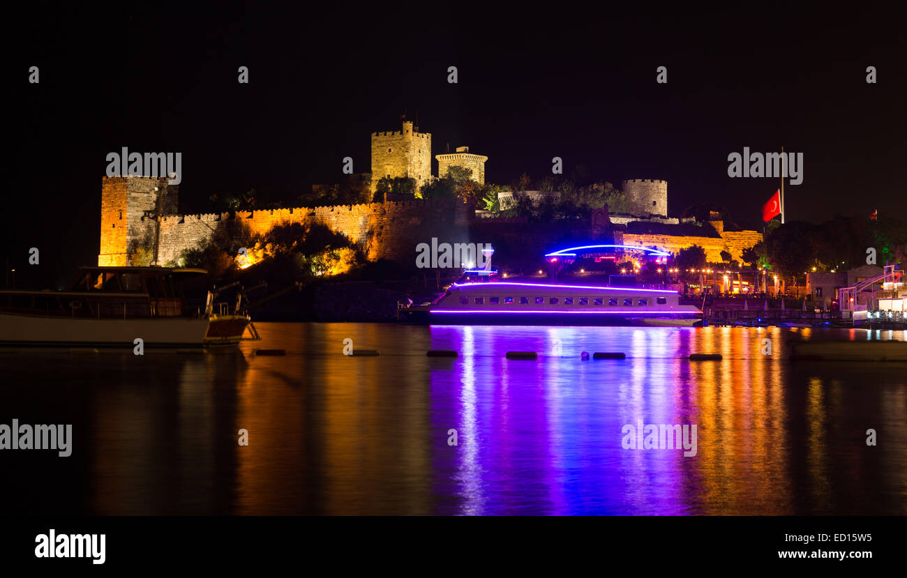 Bodrum harbour night bodrum mugla hi-res stock photography and images ...