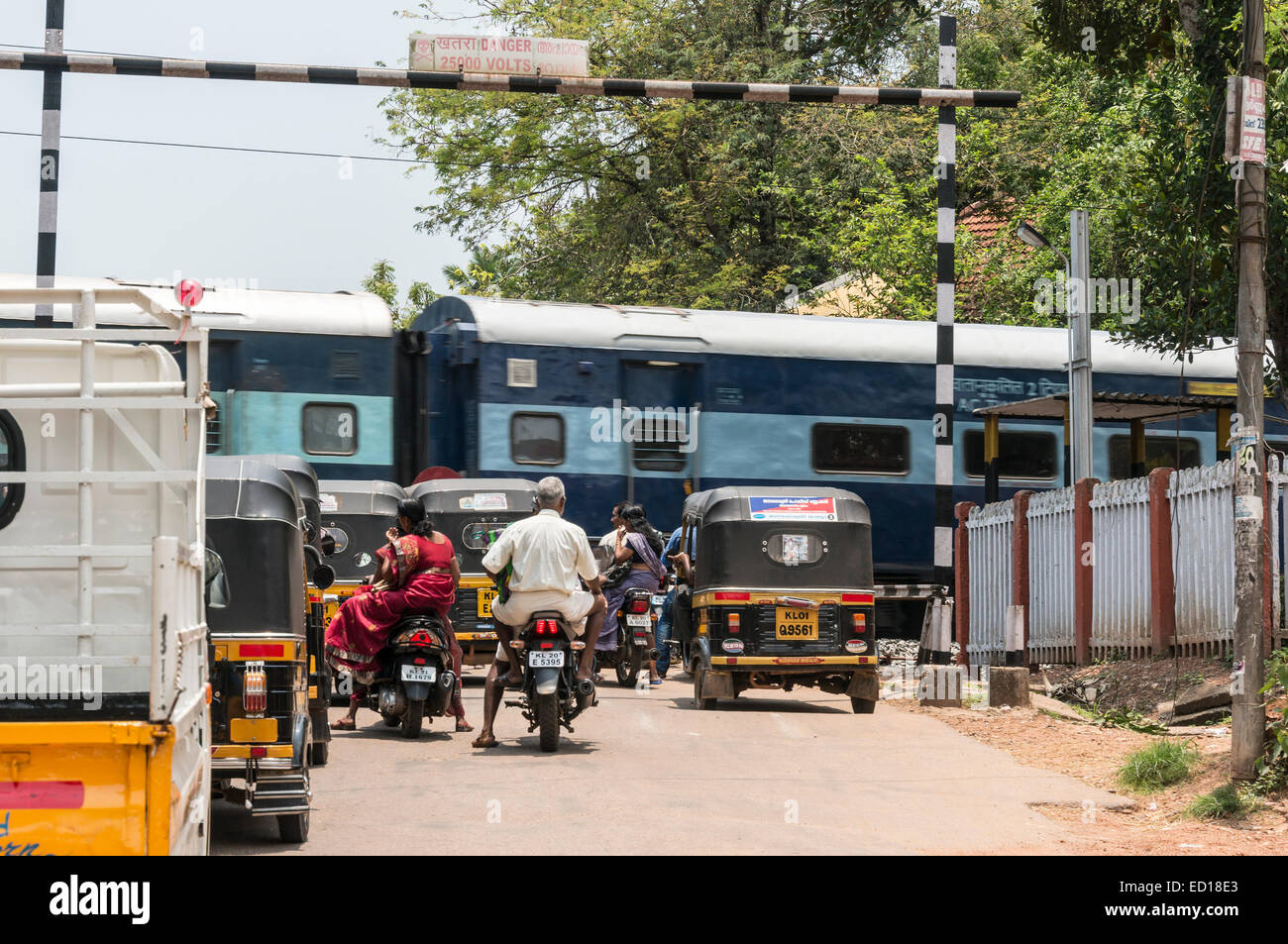 Kerala train hi-res stock photography and images - Alamy