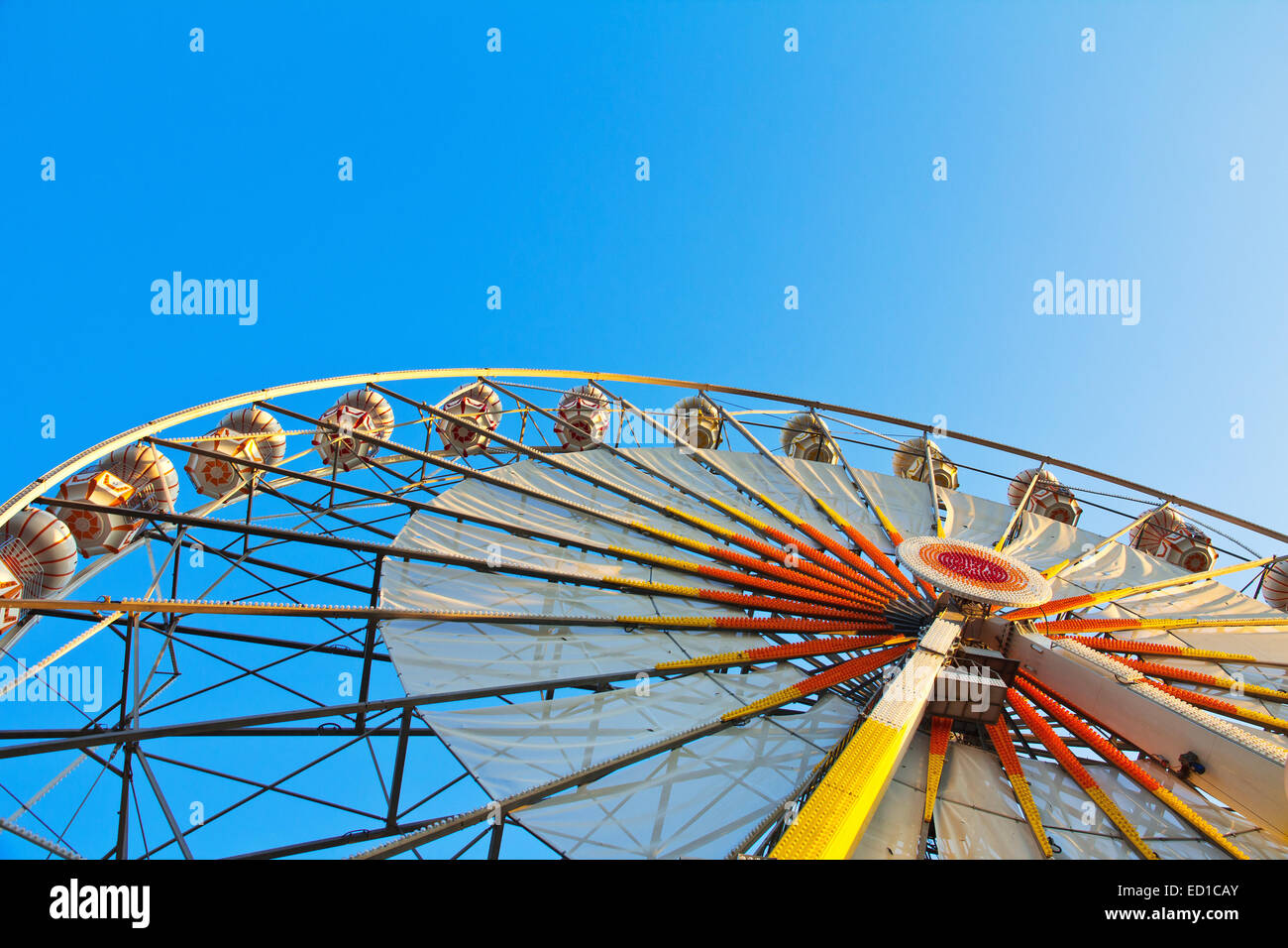 ferris wheel at sunrise Stock Photo - Alamy