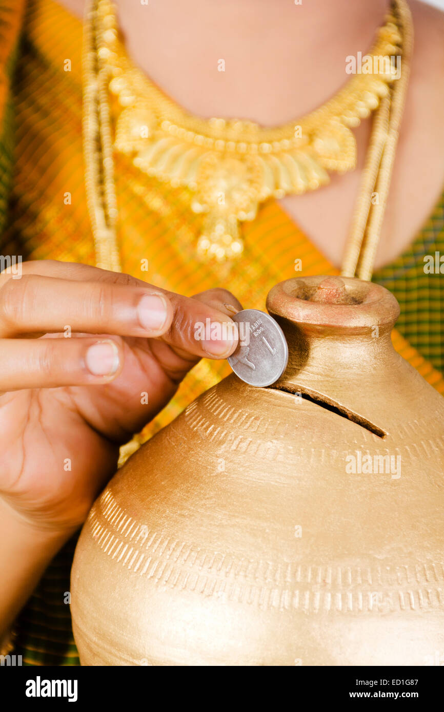 South indian housewife lady showing hi-res stock photography and images ...