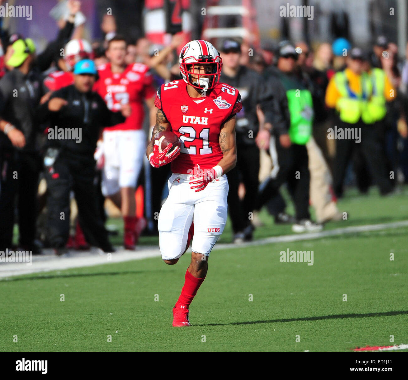 Sam mccormick hi-res stock photography and images - Alamy