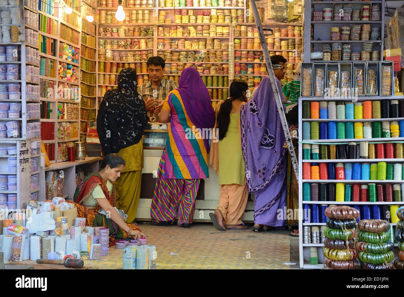 Selling bracelets hi-res stock photography and images - Alamy