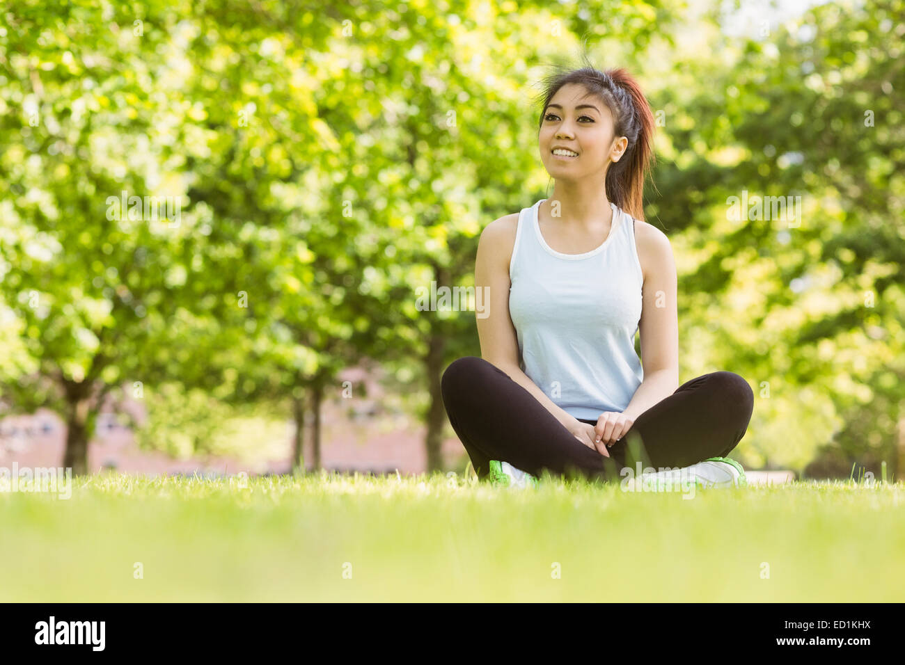 Woman working out on the park hi-res stock photography and images - Alamy