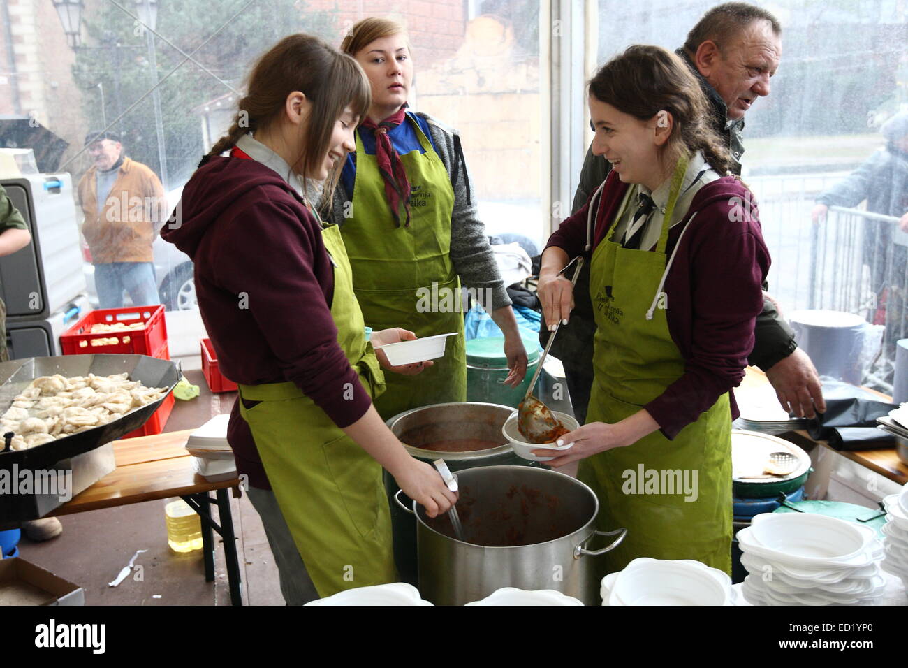 Gdansk, Poland 24th, Dec. 2014 Christmas Eve meal for lonely, poor and ...