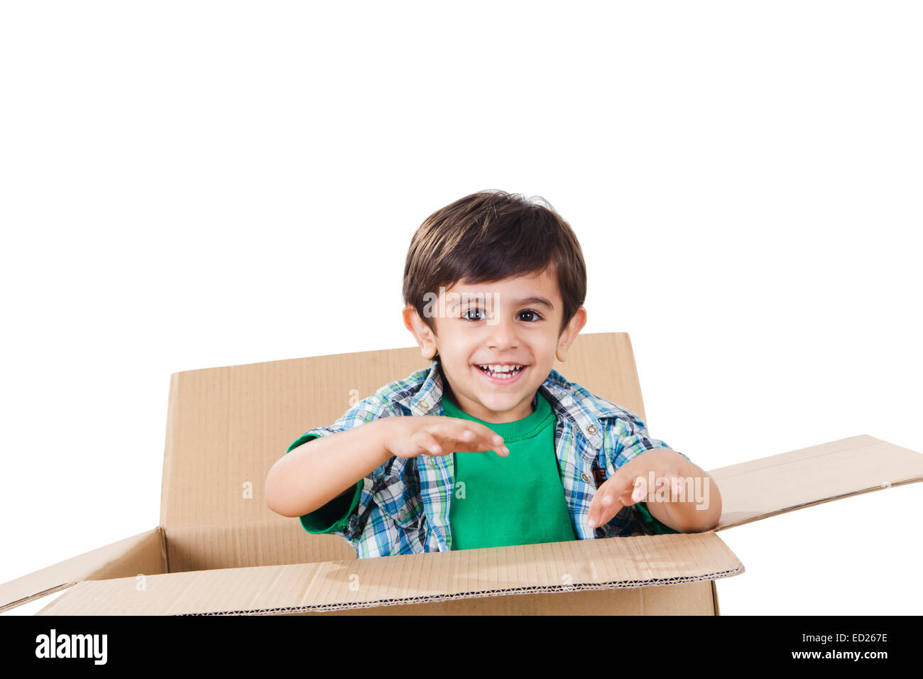 1 indian child boy playing Carton Box Stock Photo - Alamy
