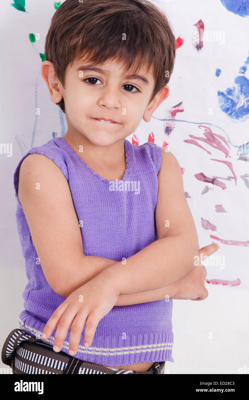 1 indian child boy wall Color Painting Stock Photo - Alamy