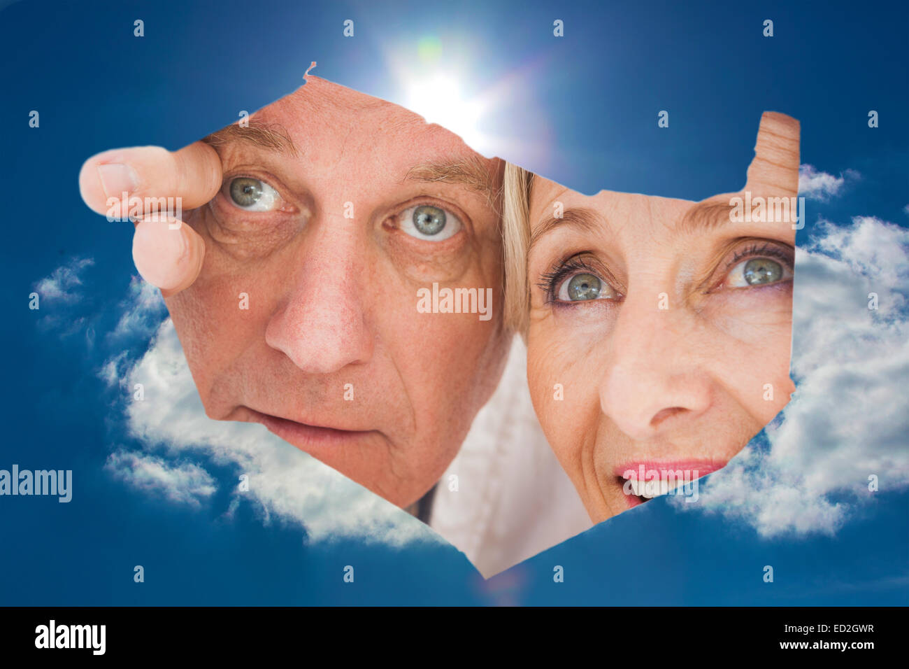 Shocked older couple hi-res stock photography and images - Alamy