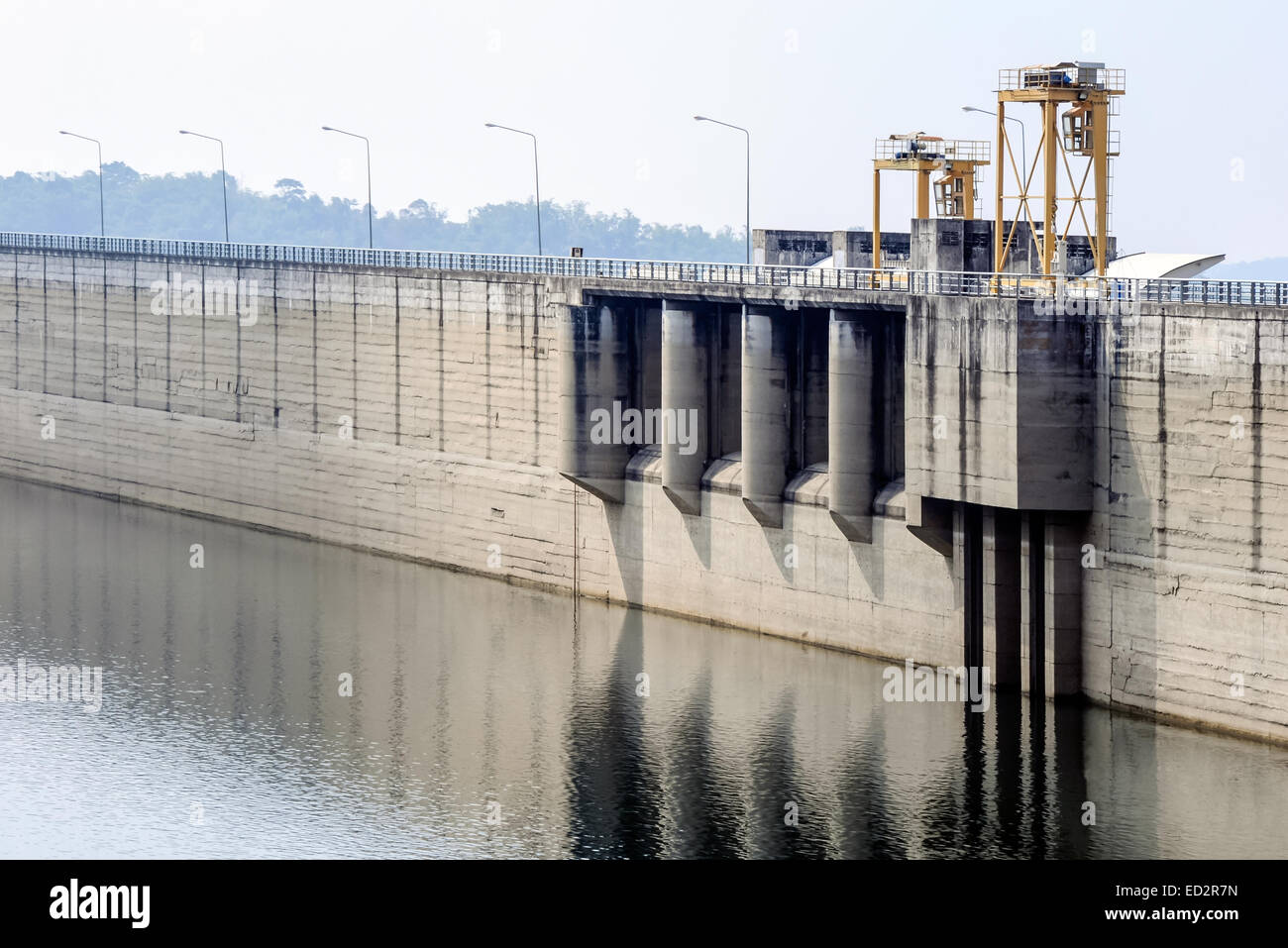 Dam wall in the valley for reserve the water Stock Photo - Alamy