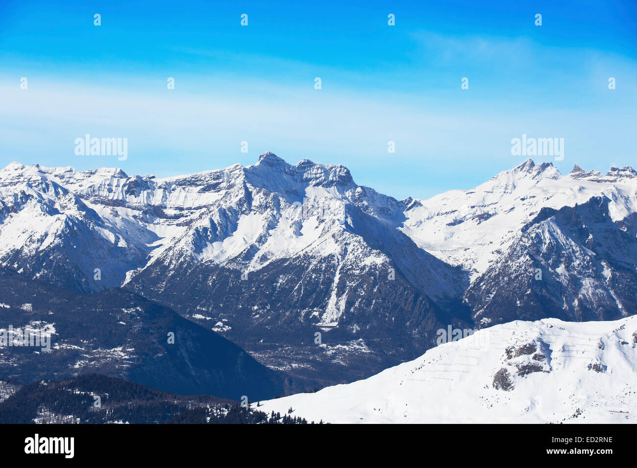 European mountain range hi-res stock photography and images - Alamy