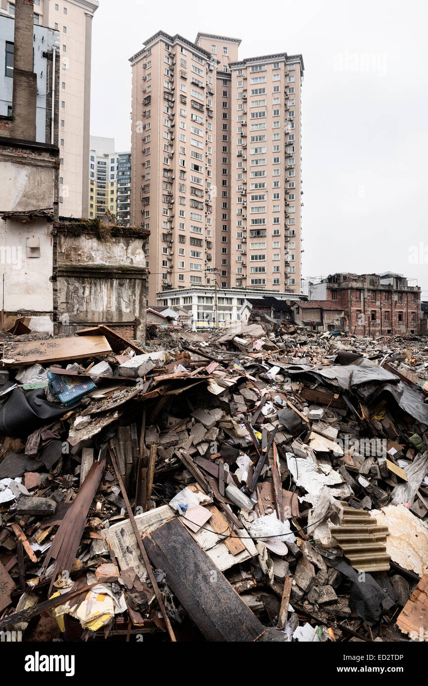 China demolition old and new hi-res stock photography and images - Alamy