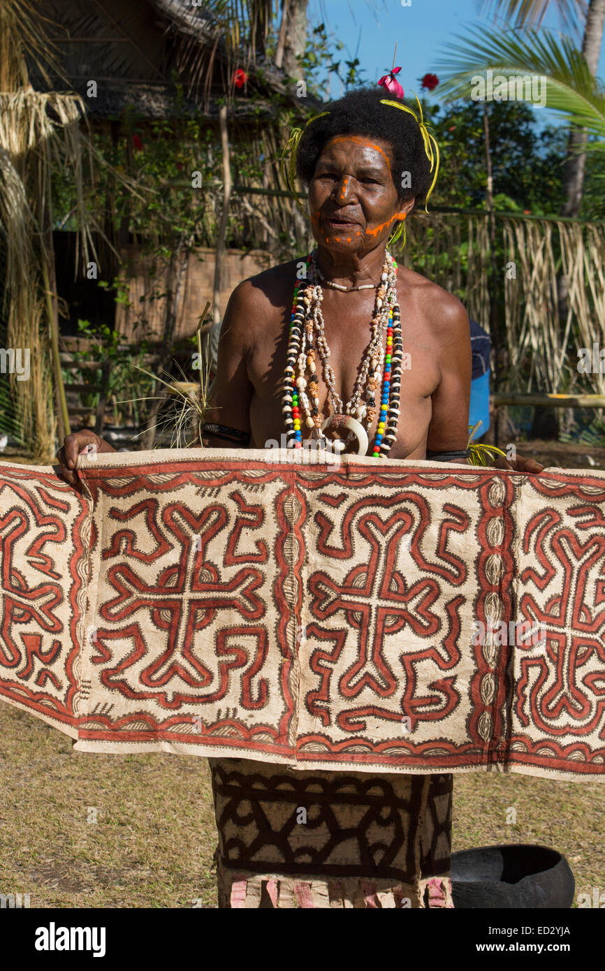 Papua New Guinea, Tufi. Traditional handmade tapa cloth, made from the ...