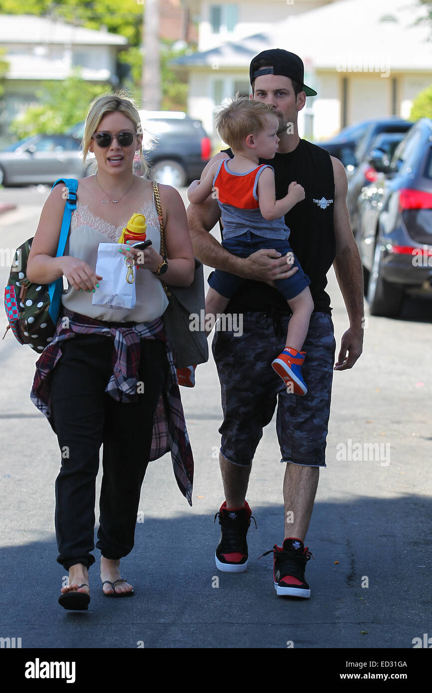 Mike comrie and their son luca out hi-res stock photography and images ...