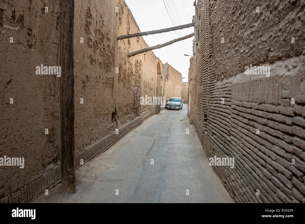 Old city iran car hi-res stock photography and images - Alamy