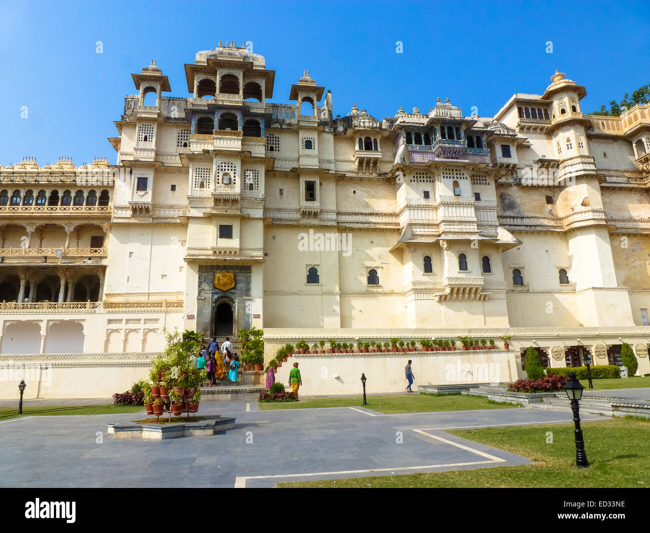palace at udaipur in india Stock Photo - Alamy