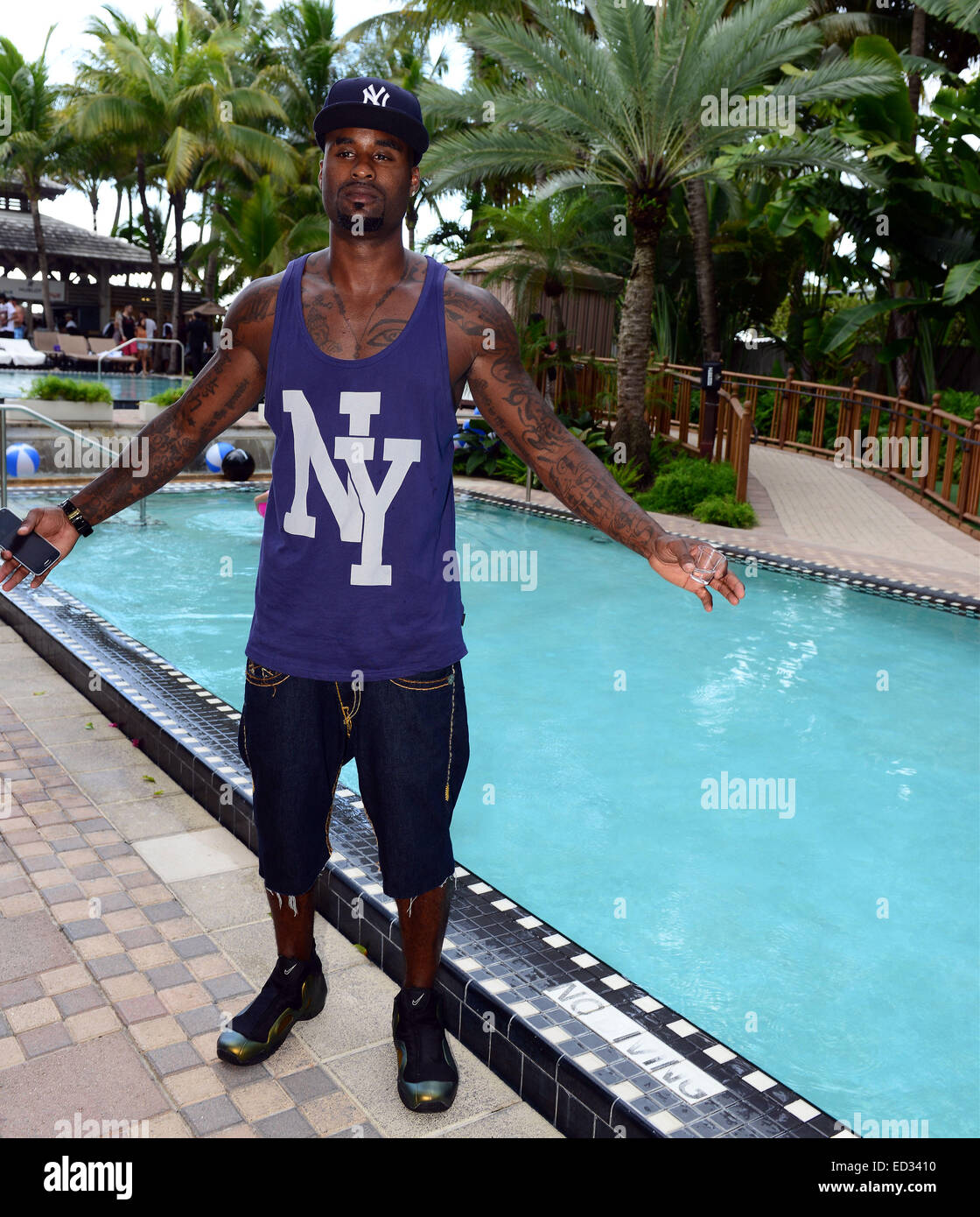 Beach bash hi-res stock photography and images - Alamy