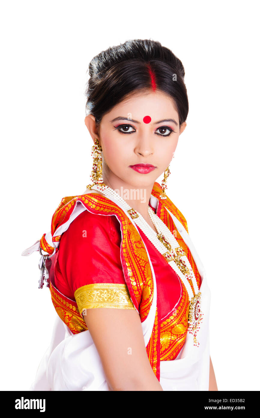 Indian girl with bindi hi-res stock photography and images - Alamy