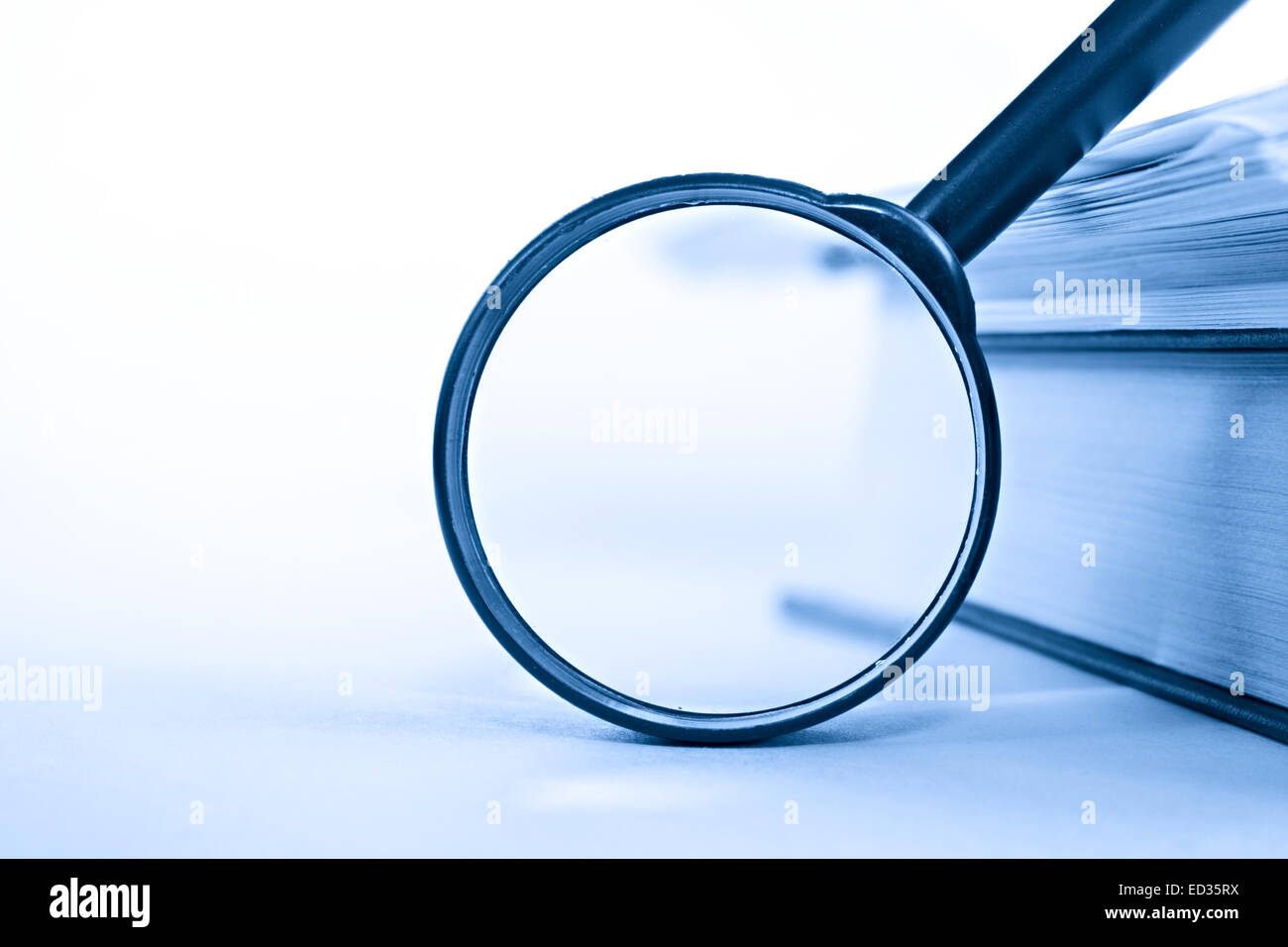 Magnifying glass old document paper hi-res stock photography and images ...