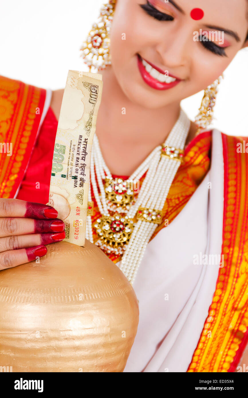 Banker indian woman hi-res stock photography and images - Alamy