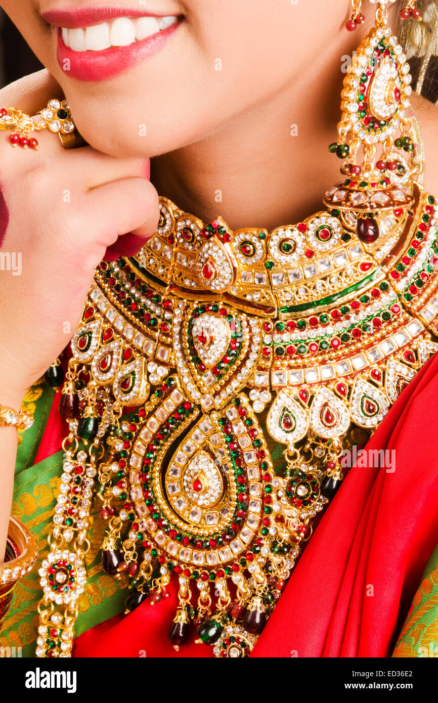 Indian wedding ceremony bangle hi-res stock photography and images - Alamy