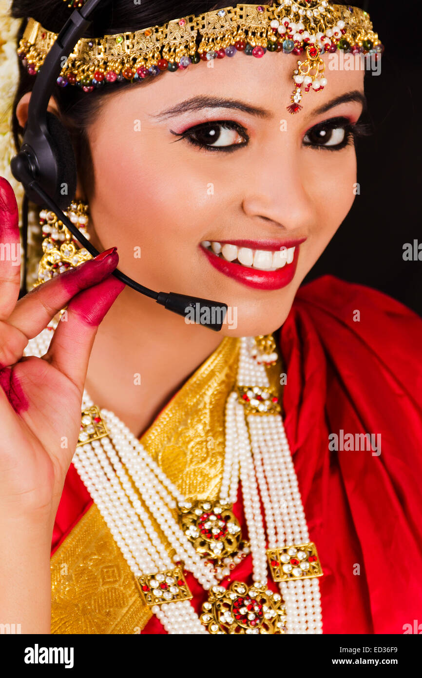 1 indian South Indian lady South indian Call Center Stock Photo - Alamy