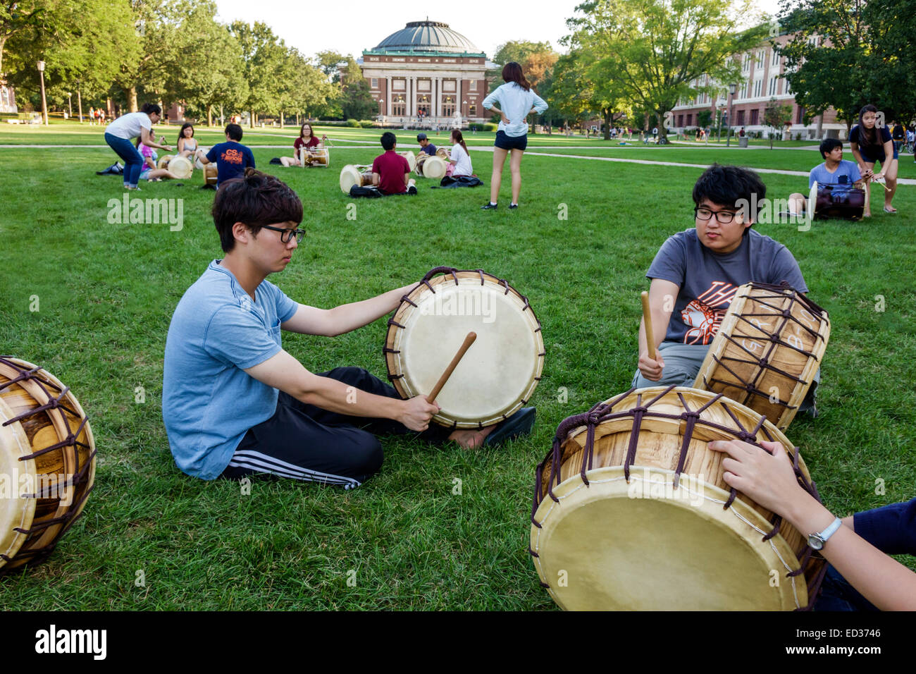 Illinois Urbana-Champaign,University of Illinois campus,Asian student ...