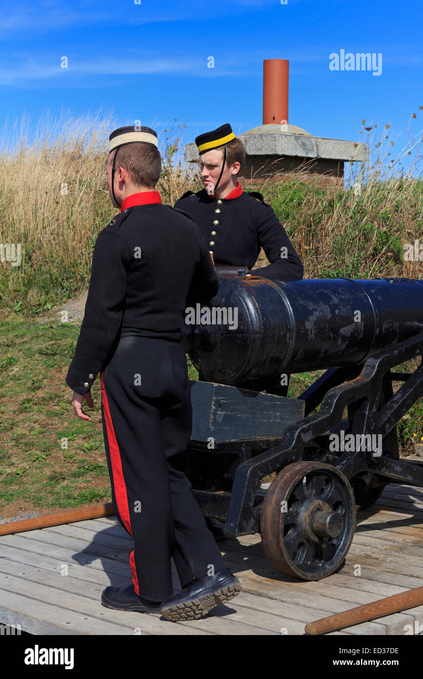 Gun crew, Halifax Citadel National Historic Site, Halifax, Nova Scotia ...