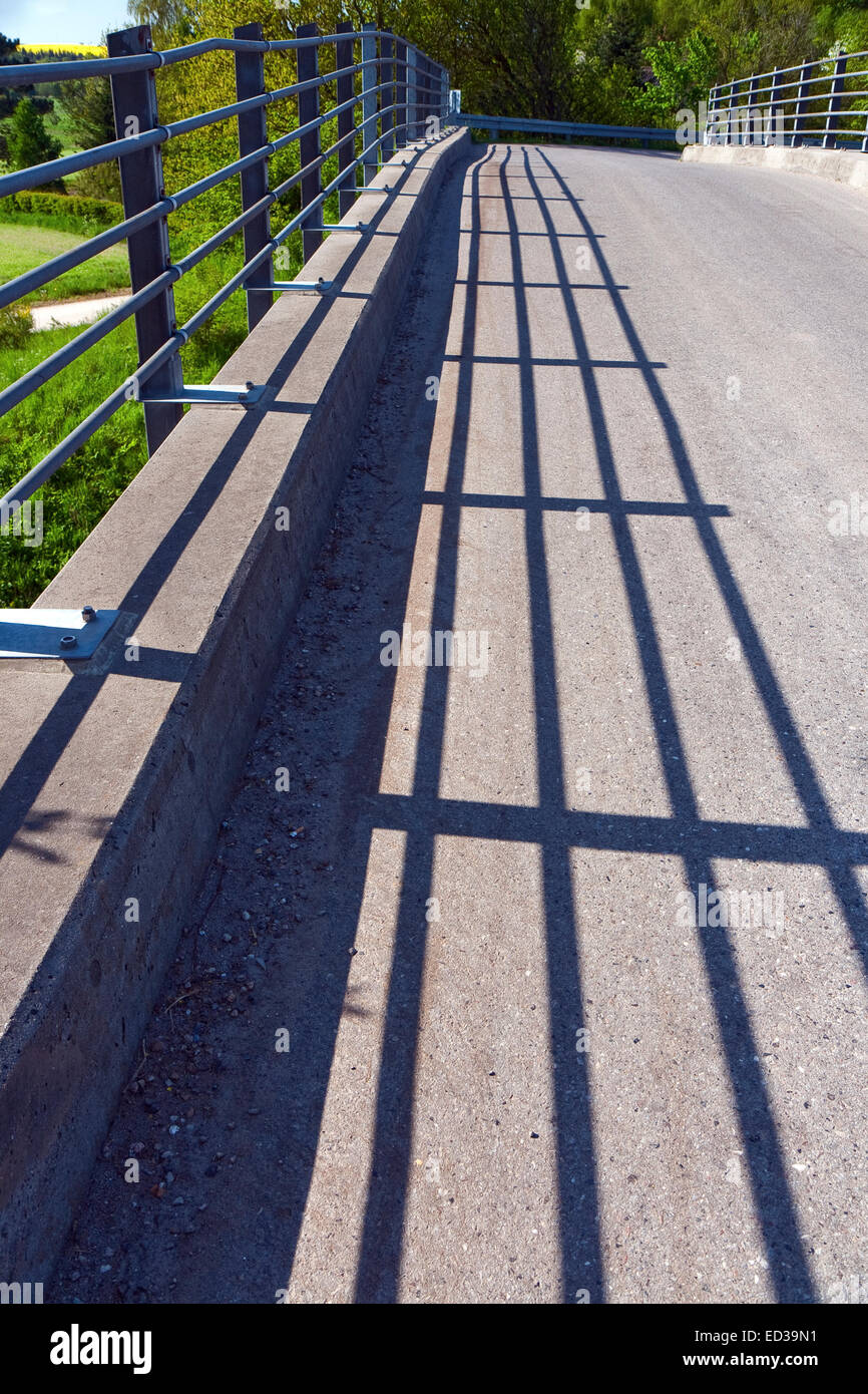 Architecture blue bridge hi-res stock photography and images - Alamy