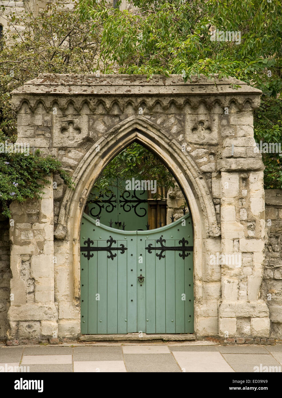 Pavement near gate hi-res stock photography and images - Alamy
