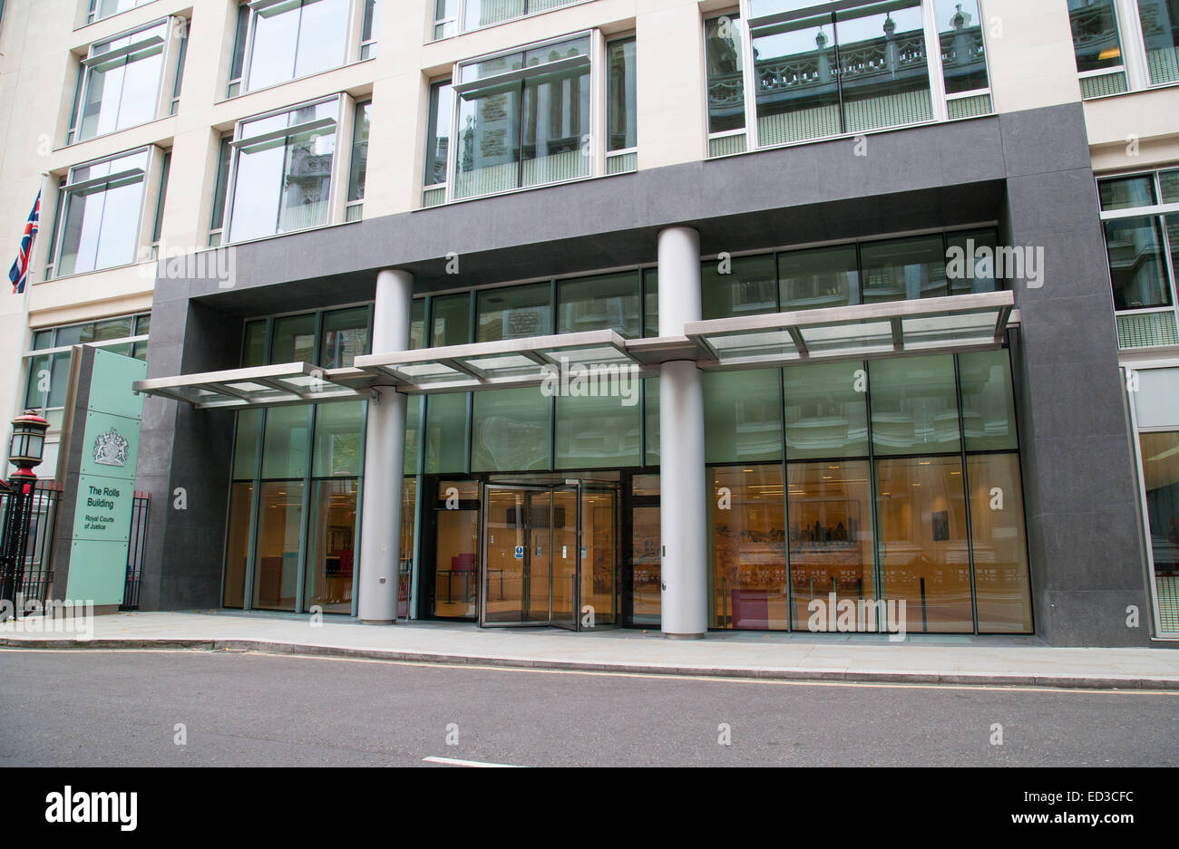 Rolls building fetter lane london hi-res stock photography and images ...