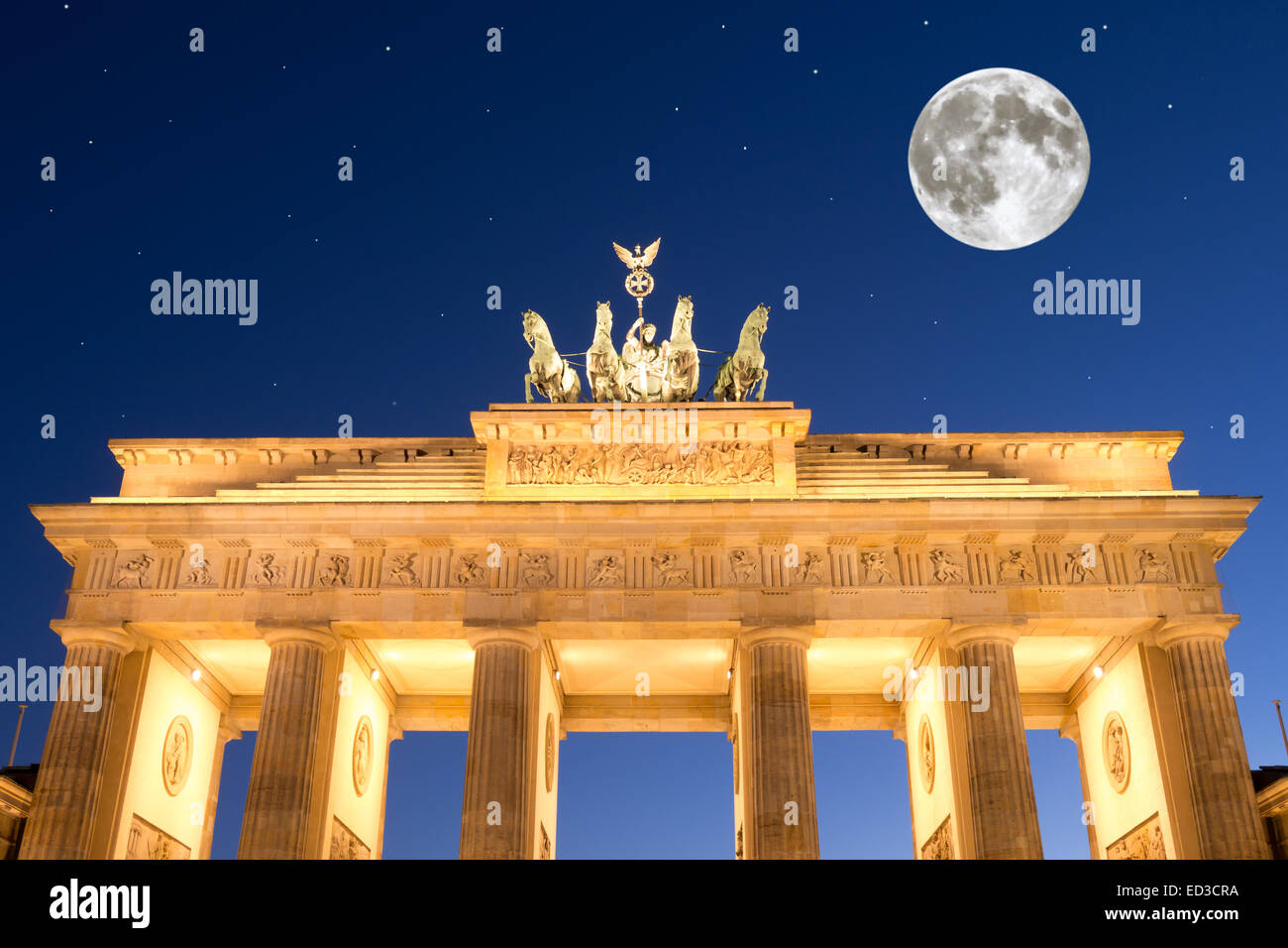Berlin germany full moon germany hi-res stock photography and images ...