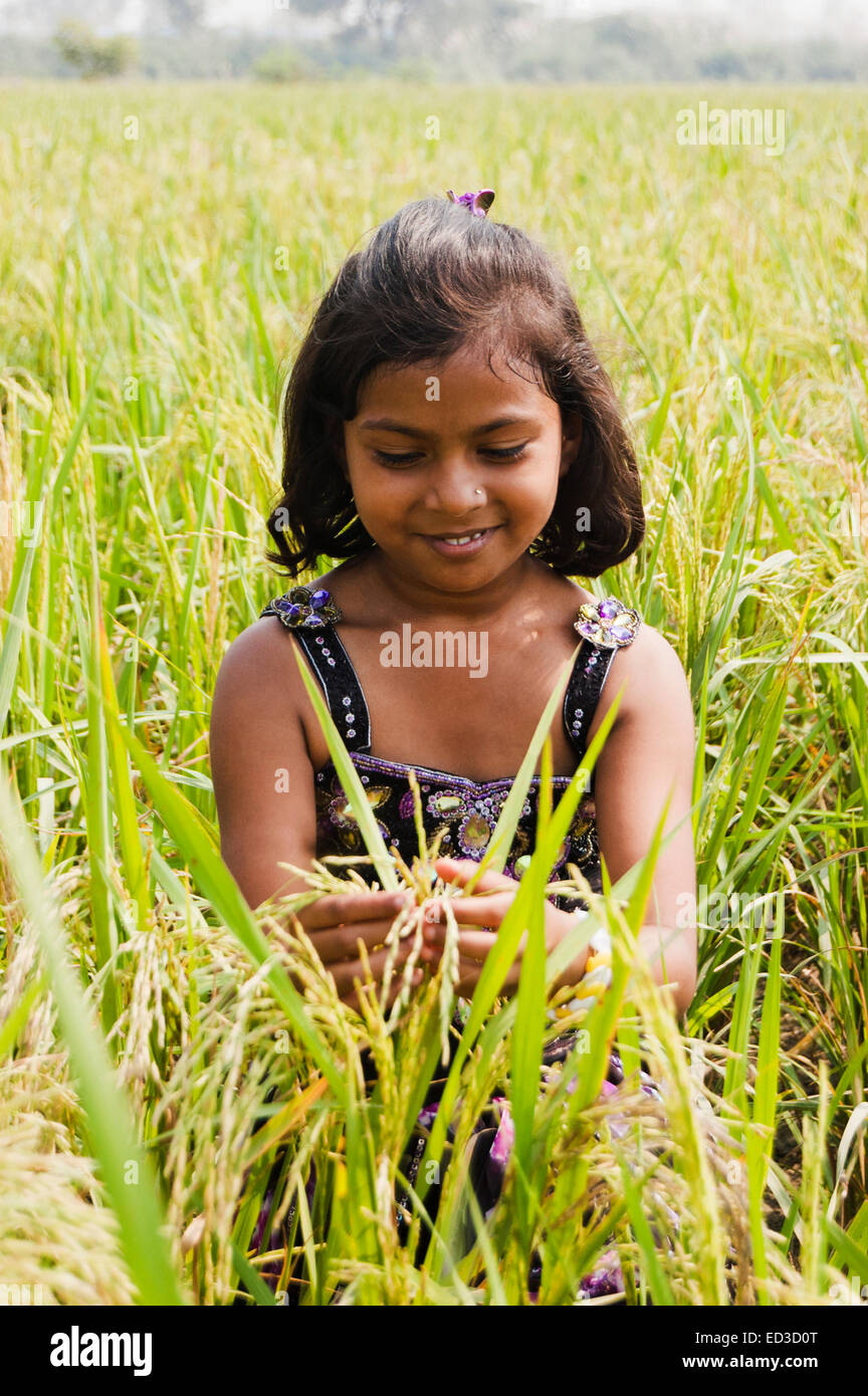 1 indian rural child girl farm enjoy Stock Photo - Alamy