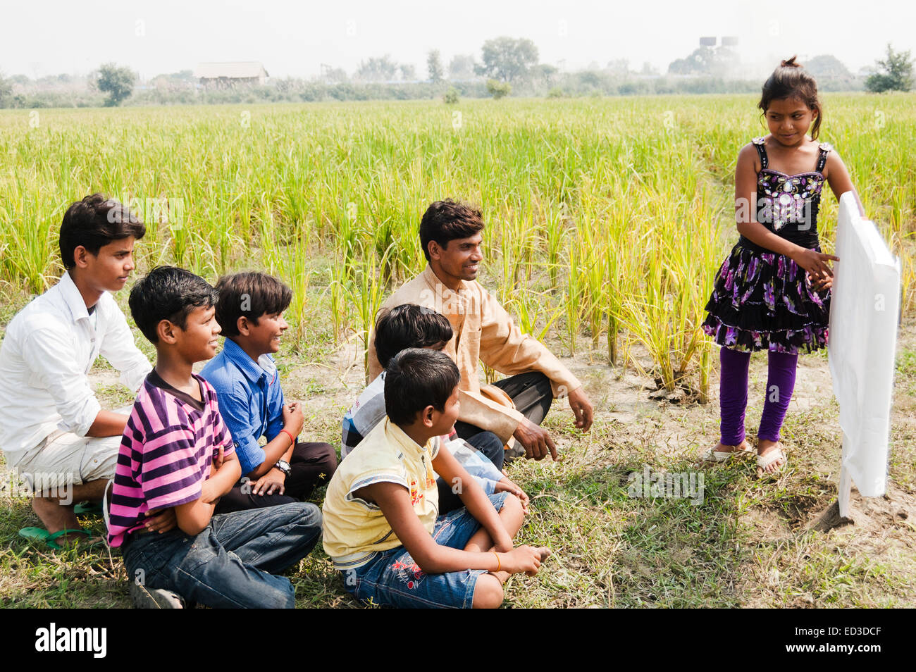 indian rural farmer and children Showing Message Board Stock Photo - Alamy