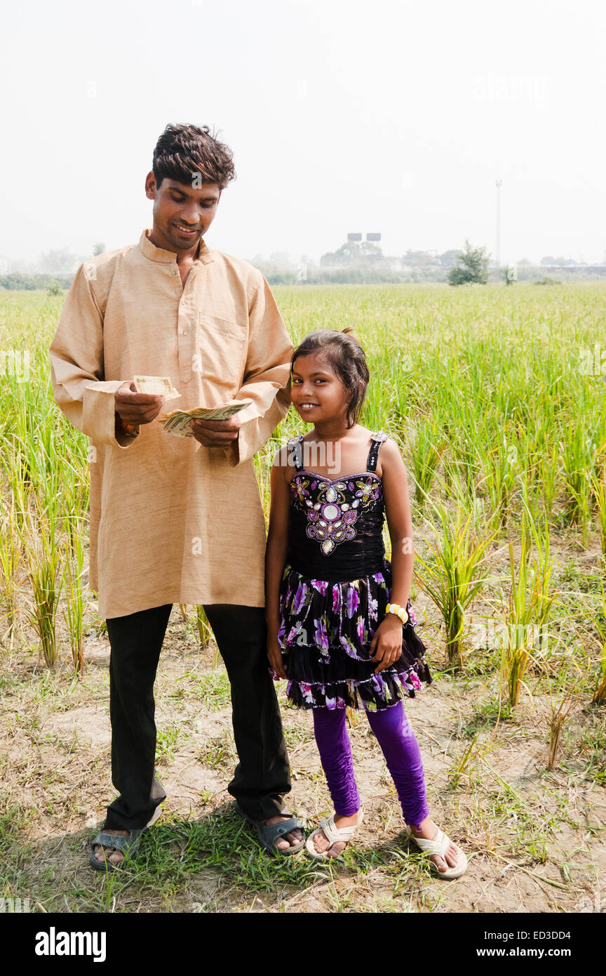 indian rural farmer and child Farm saving money Stock Photo - Alamy